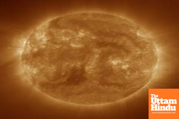 Indian astronomers unveil thermal structure of solar coronal holes ...